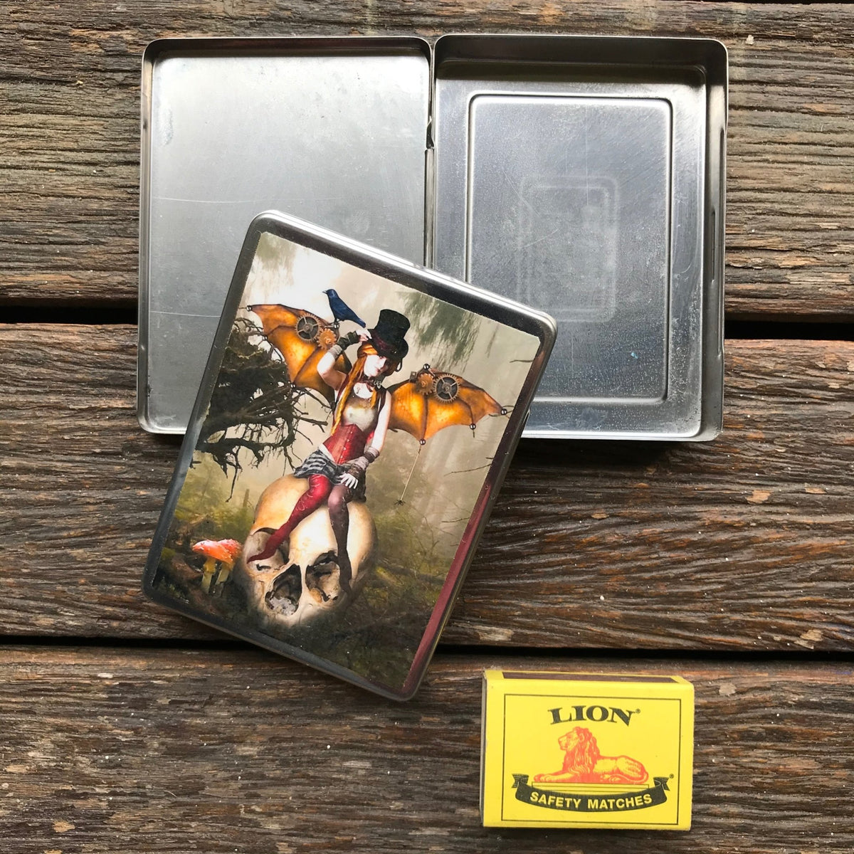 Tintopia Hold-All Tin - Steampunk Girl – Phoenix Menswear