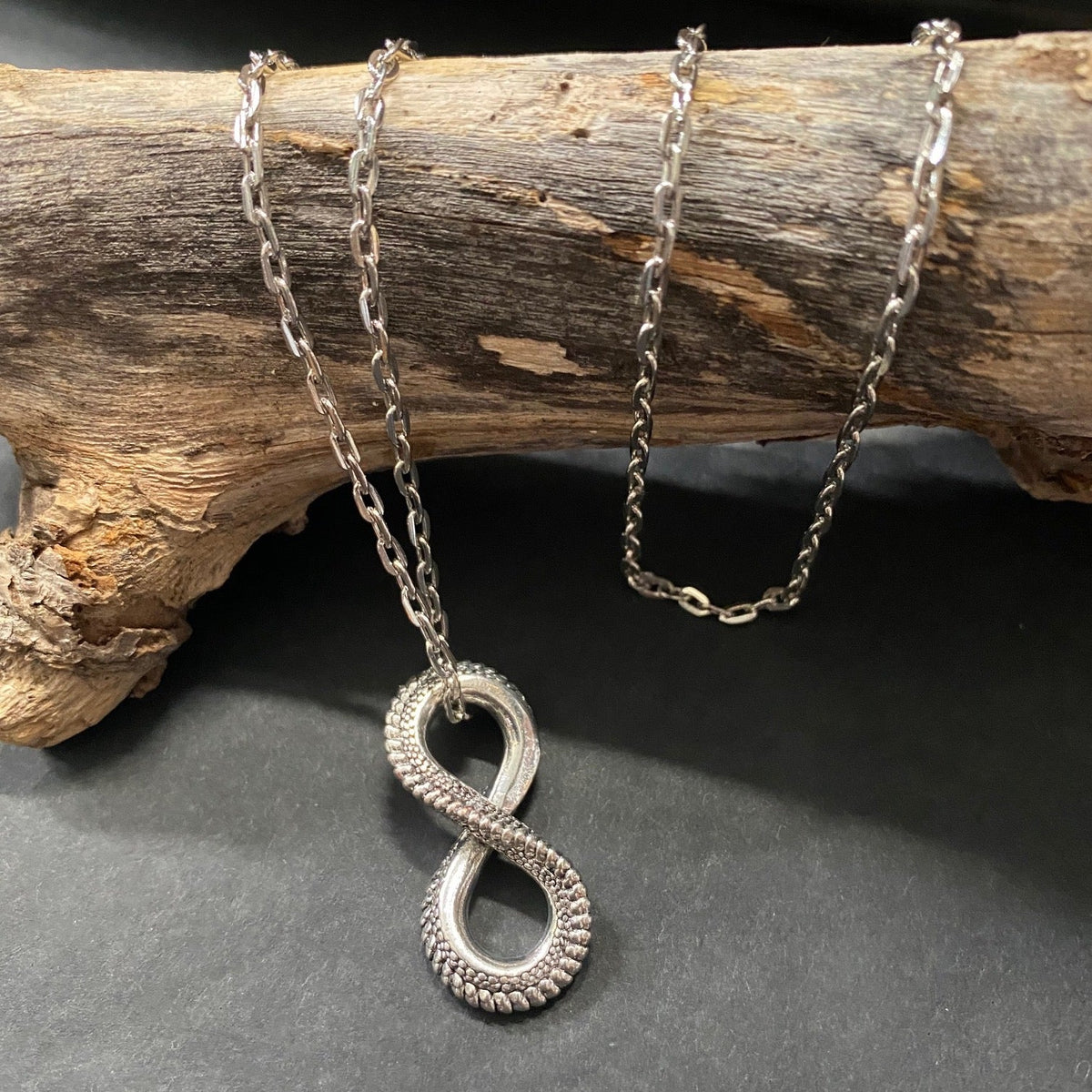 Snake Infinity Pendant on Chain – Phoenix Menswear