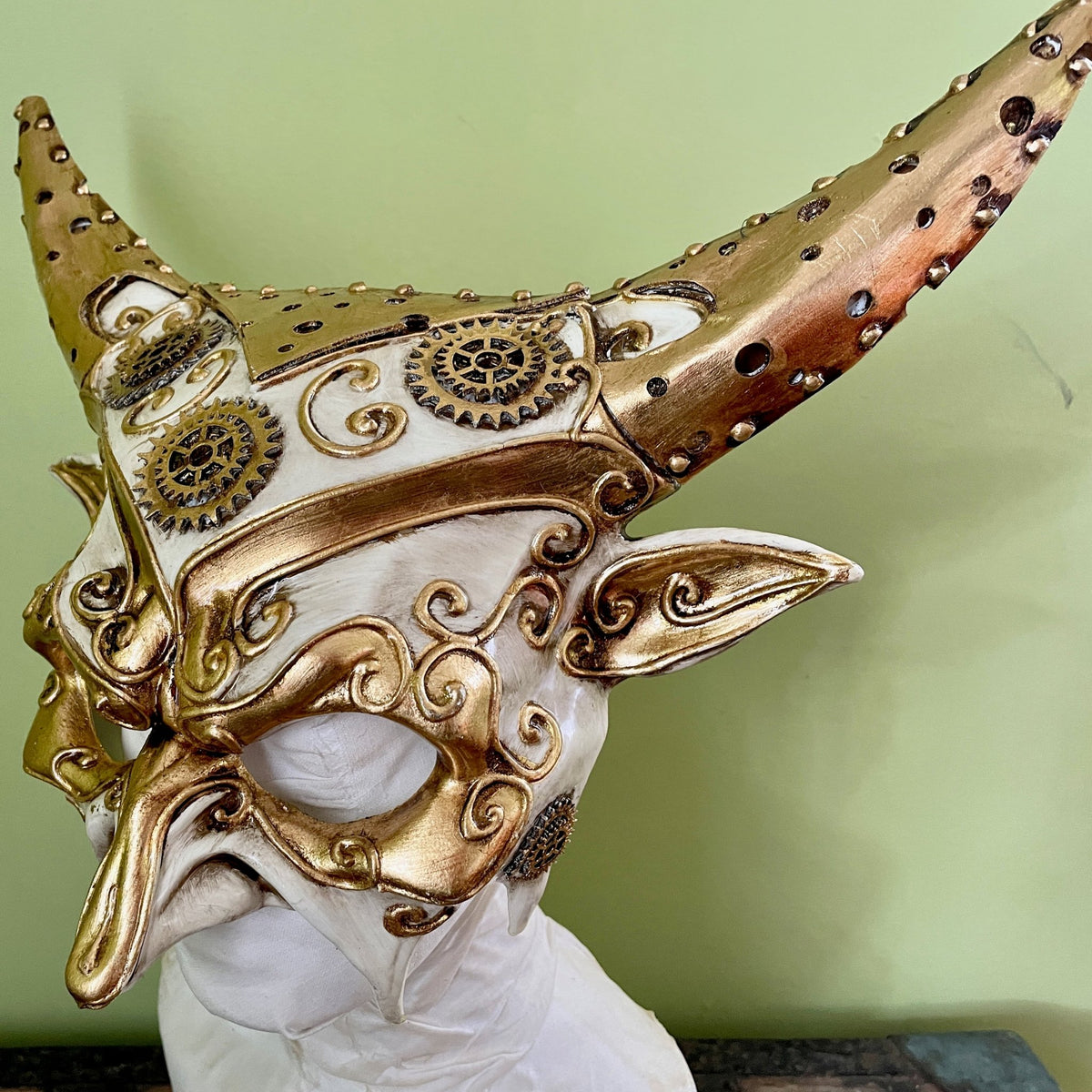 Venetian Masquerade Gold Cream Devil Half Face Mask - One Size ...